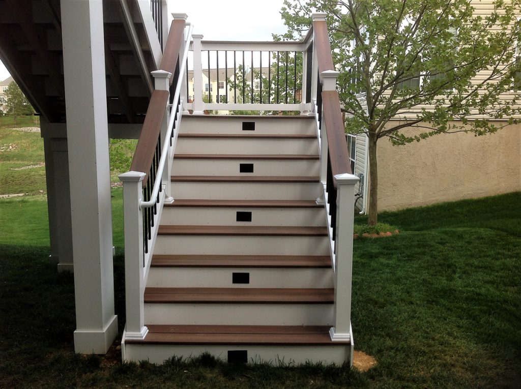 Deck Gallery 9 – Composite - Decks with Style